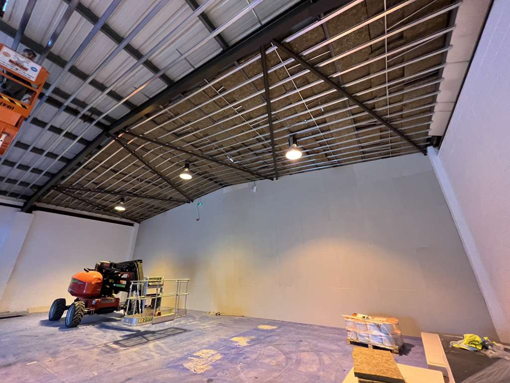 UNIT TO SOUNDSTAGE - TV & Film Studio Group